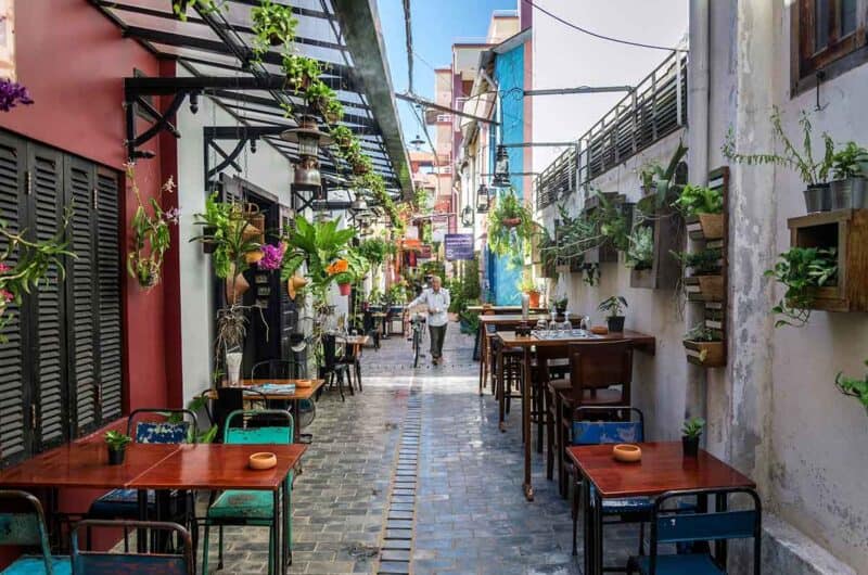 Streets-with-restaurants-in-Cambodia-Depositphotos - Epicure & Culture