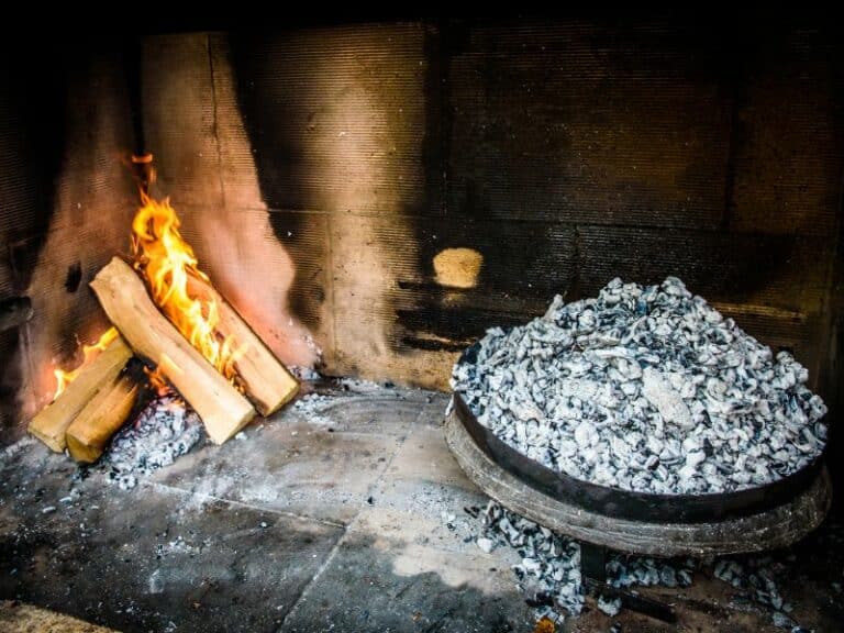 Croatian Peka: A Tasty & Traditional One-Pot Dish (With Recipe!)