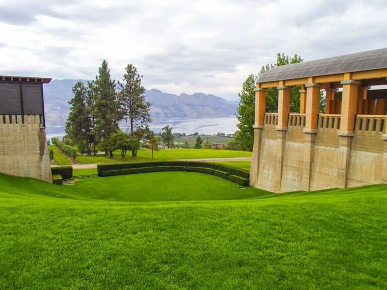 Okanagan Valley Wine Country: Ultimate Guide (With Map!)
